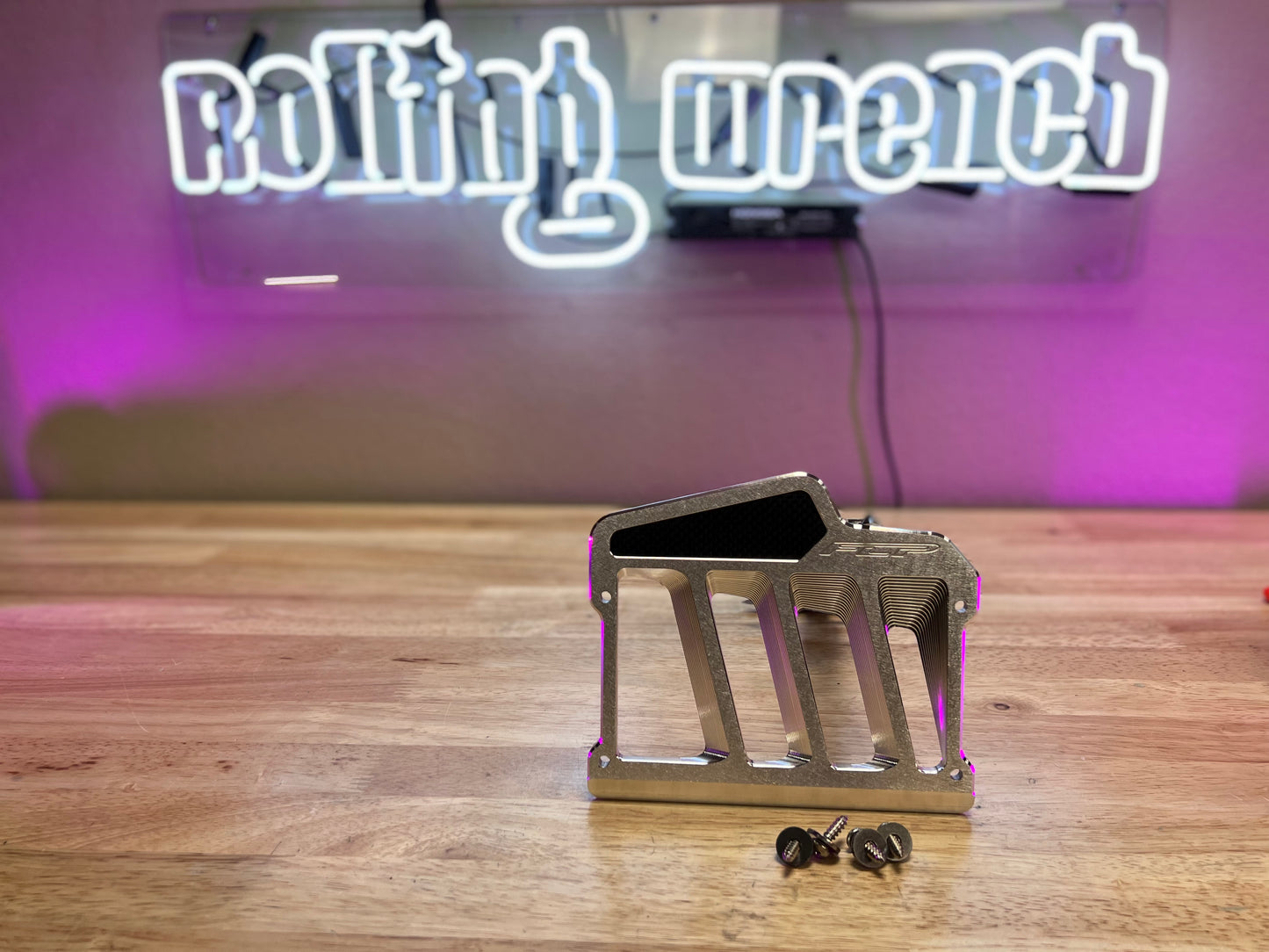 Ruckus Radiator Cover - Lusso – Rolling Wrench